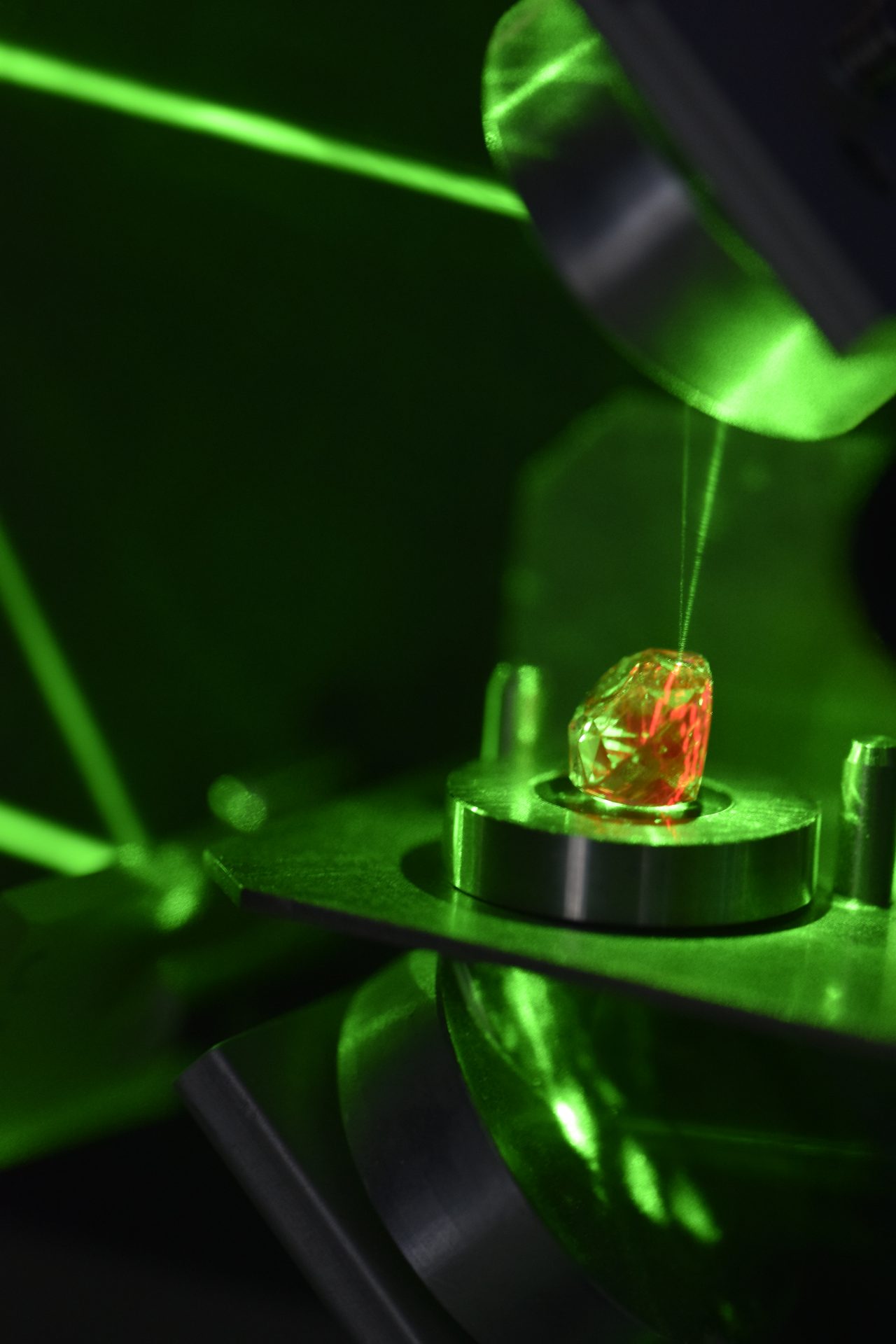 BELLEROPHON GEMLAB, à la pointe de la technologie - Le Bijoutier International